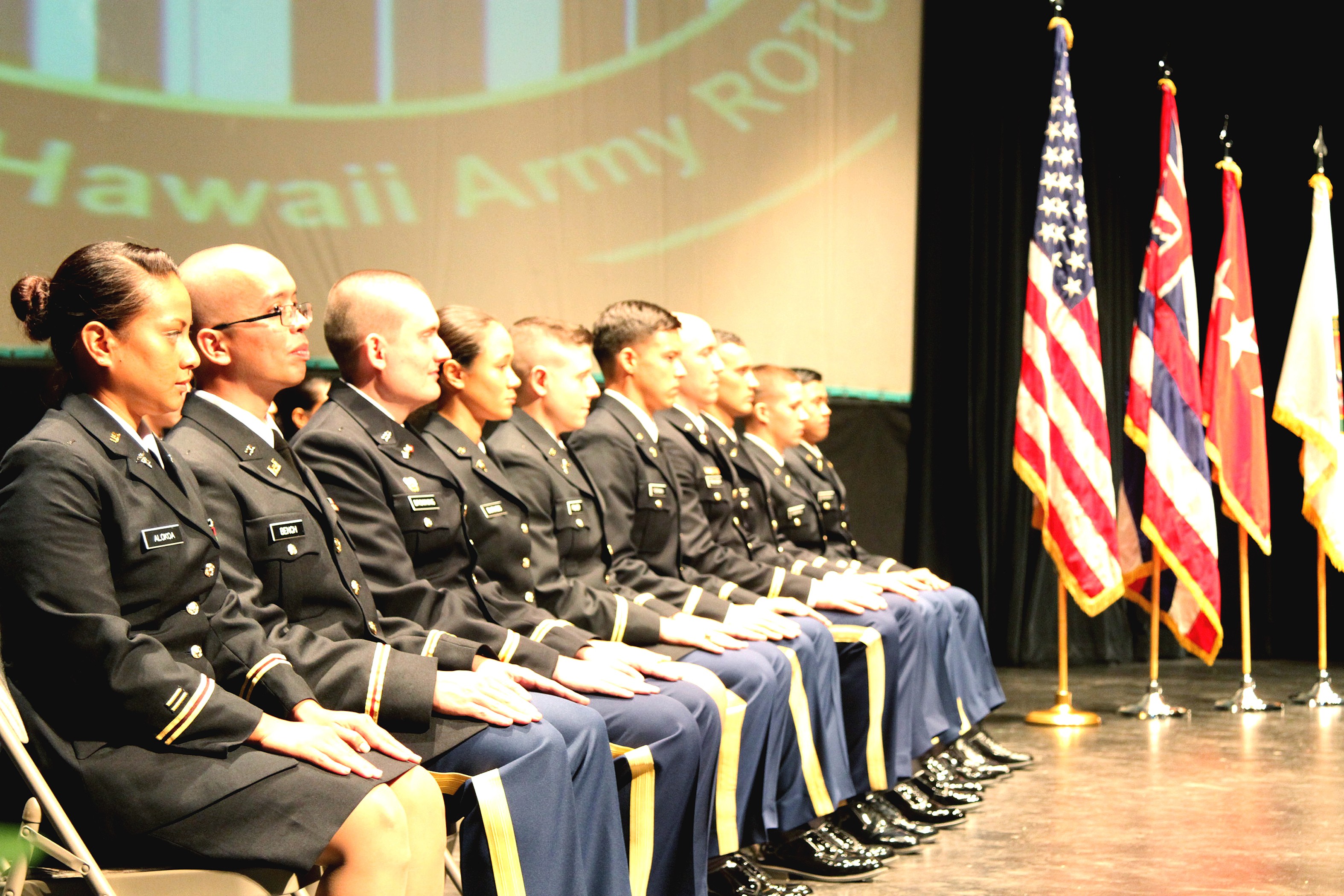 US Army Pacific commander guest speaker at ROTC commencement ceremony ...