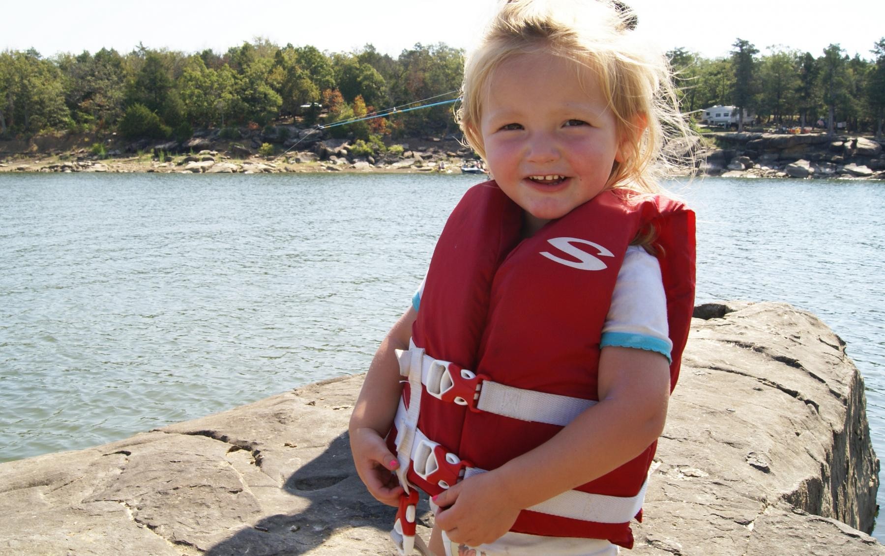 The US Army Corps of Engineers encourages boaters and swimmers to wear ...