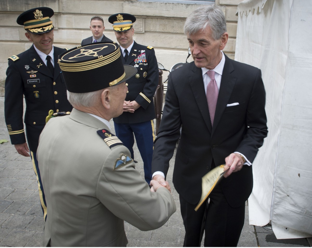 SecArmy meets proud colonel after ceremony in France | Article | The ...