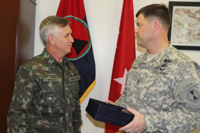 Brazilian army delegation visits 7ID | Article | The United States Army