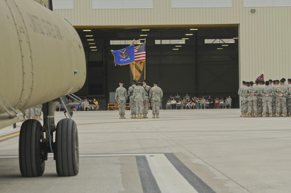 2nd BN 'Lobos' welcome new commander | Article | The United States Army