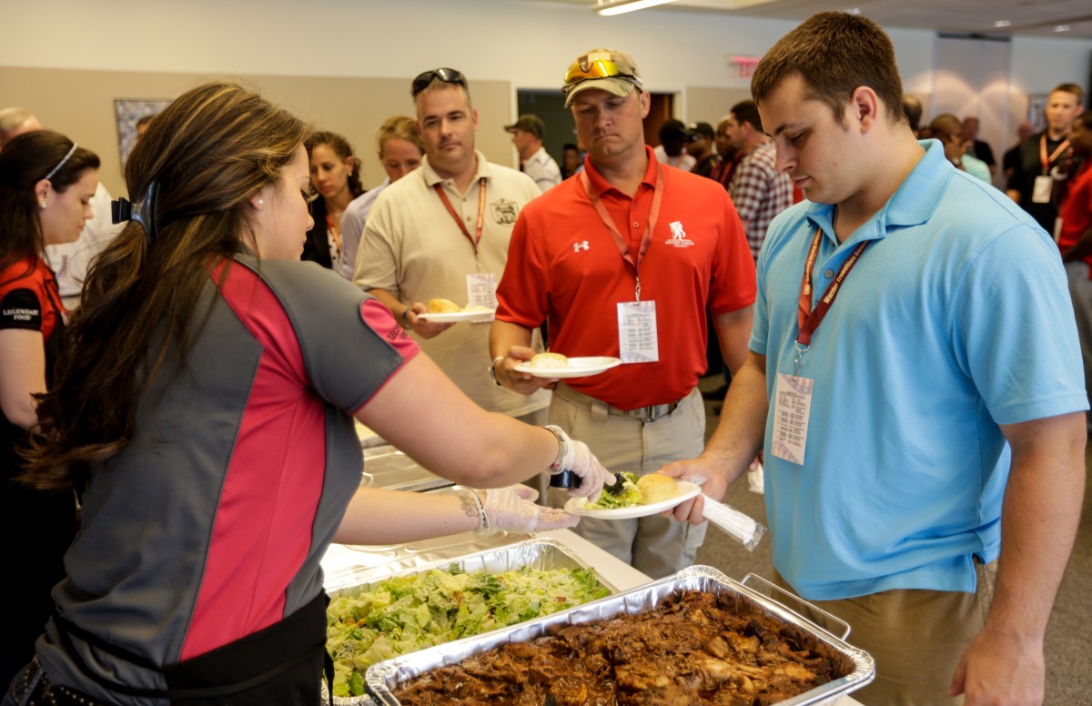 U.S. Army Warrior Trials kick off with BBQ reception | Article | The ...