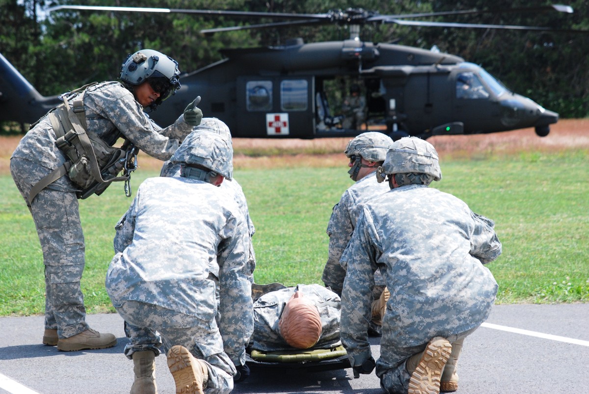 Medics train with medevac unit | Article | The United States Army