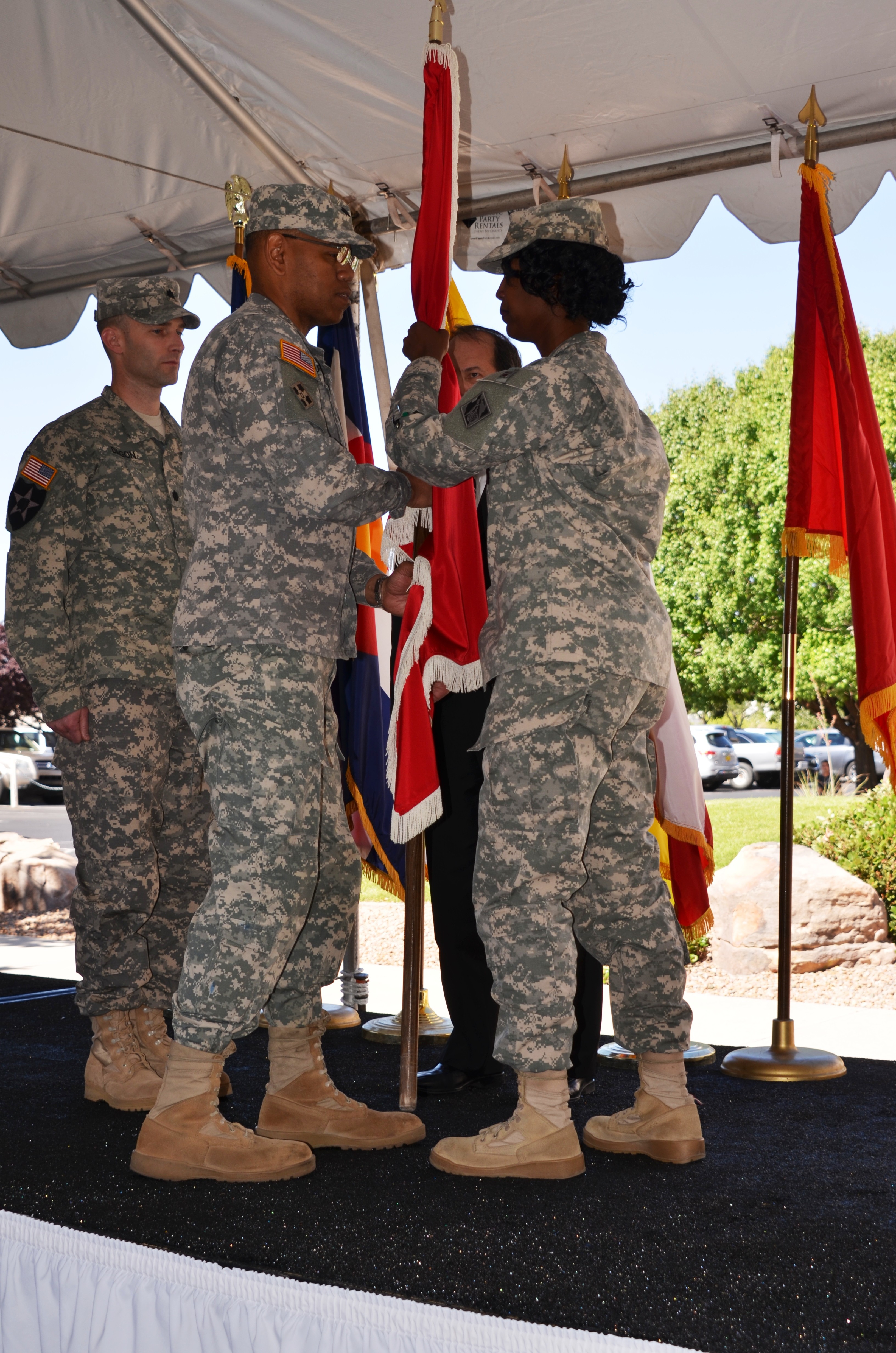 Albuquerque District, USACE, Welcomes 34th Commander | Article | The ... Albuquerque District, USACE, Welcomes 34th Commander | Article | The ...