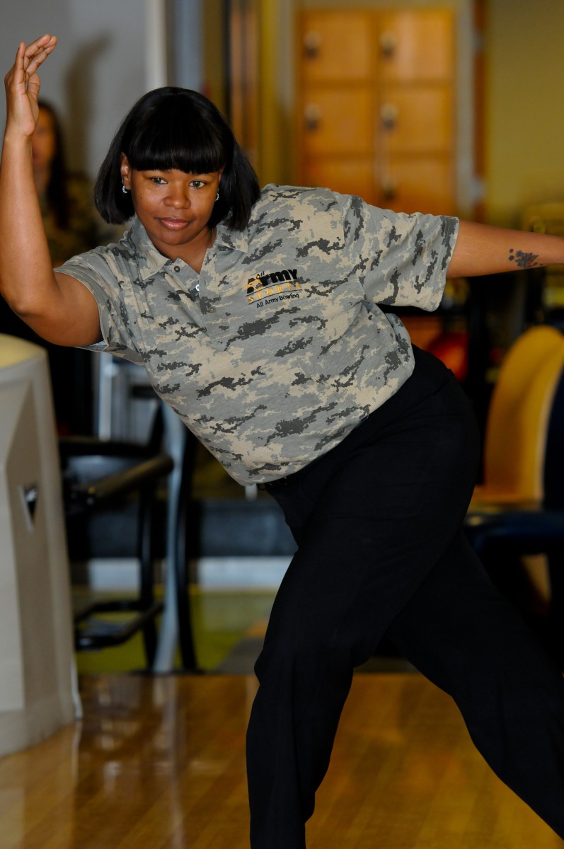 Recruiter Selected to Compete on Armed Forces Bowling Team | Article ...