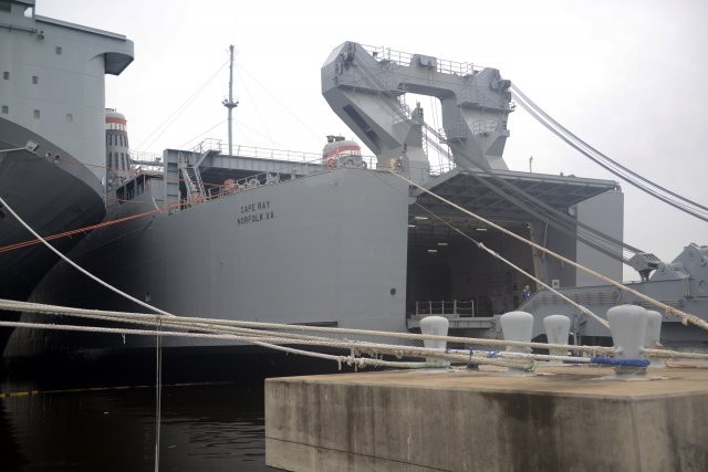 Cape Ray teams begin neutralizing Syrian chemicals | Article | The ...