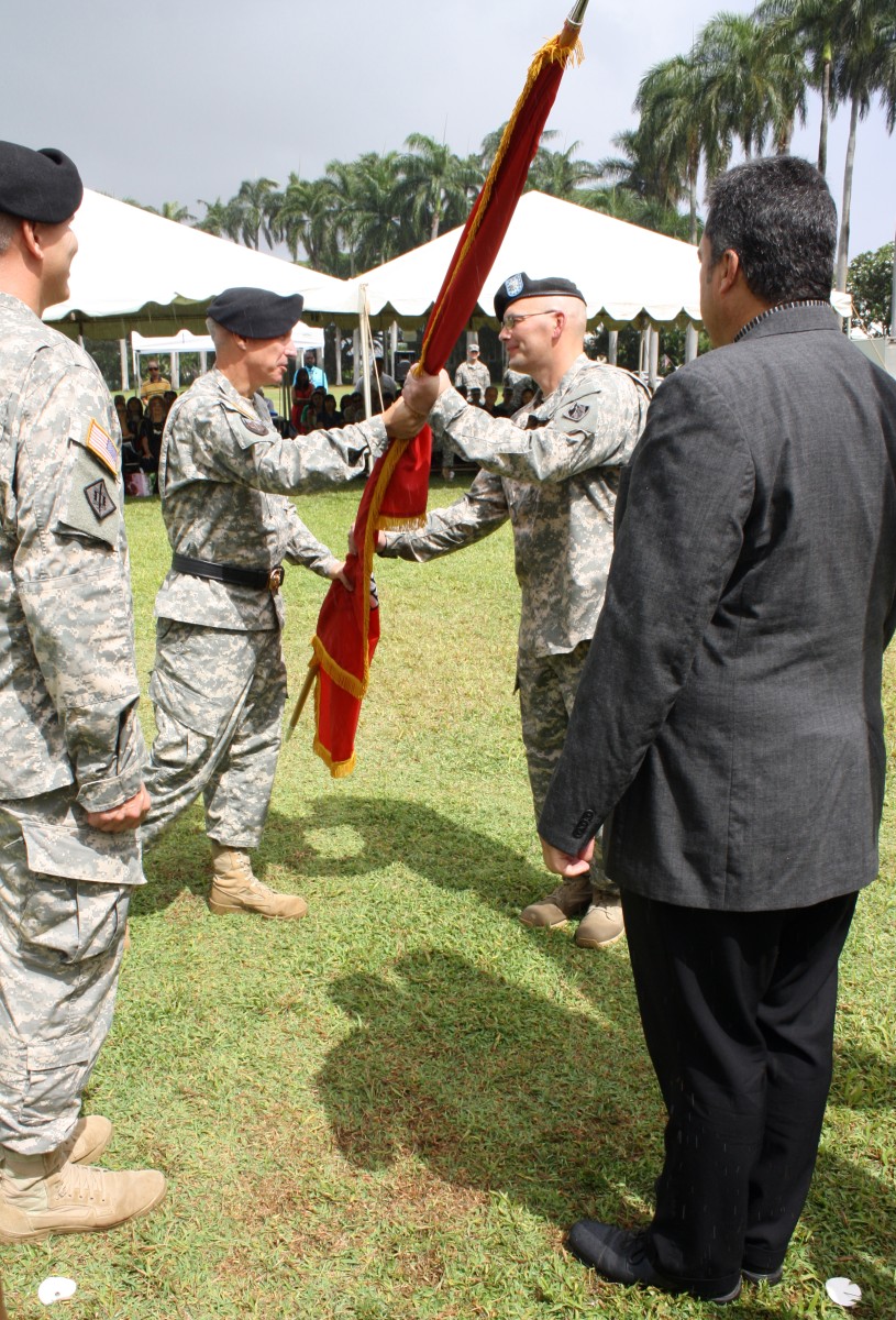 Lt. Col. Christopher Crary Becomes 69th Honolulu District Commander ...