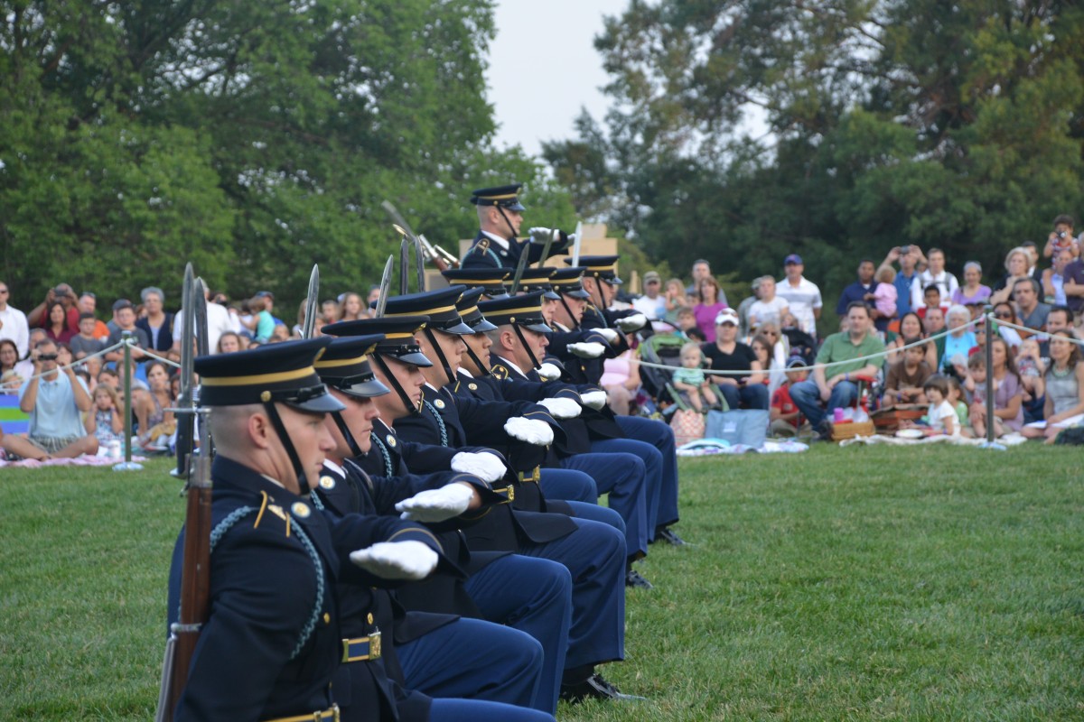 Great weather + Free show = FUN | Article | The United States Army