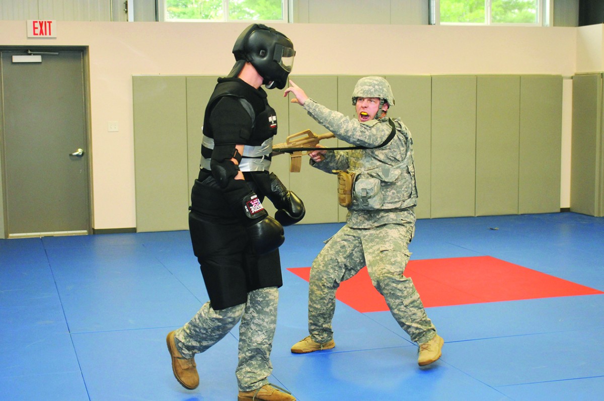 Soldiers, trainers use CSF2 skills to reinforce tough combatives ...