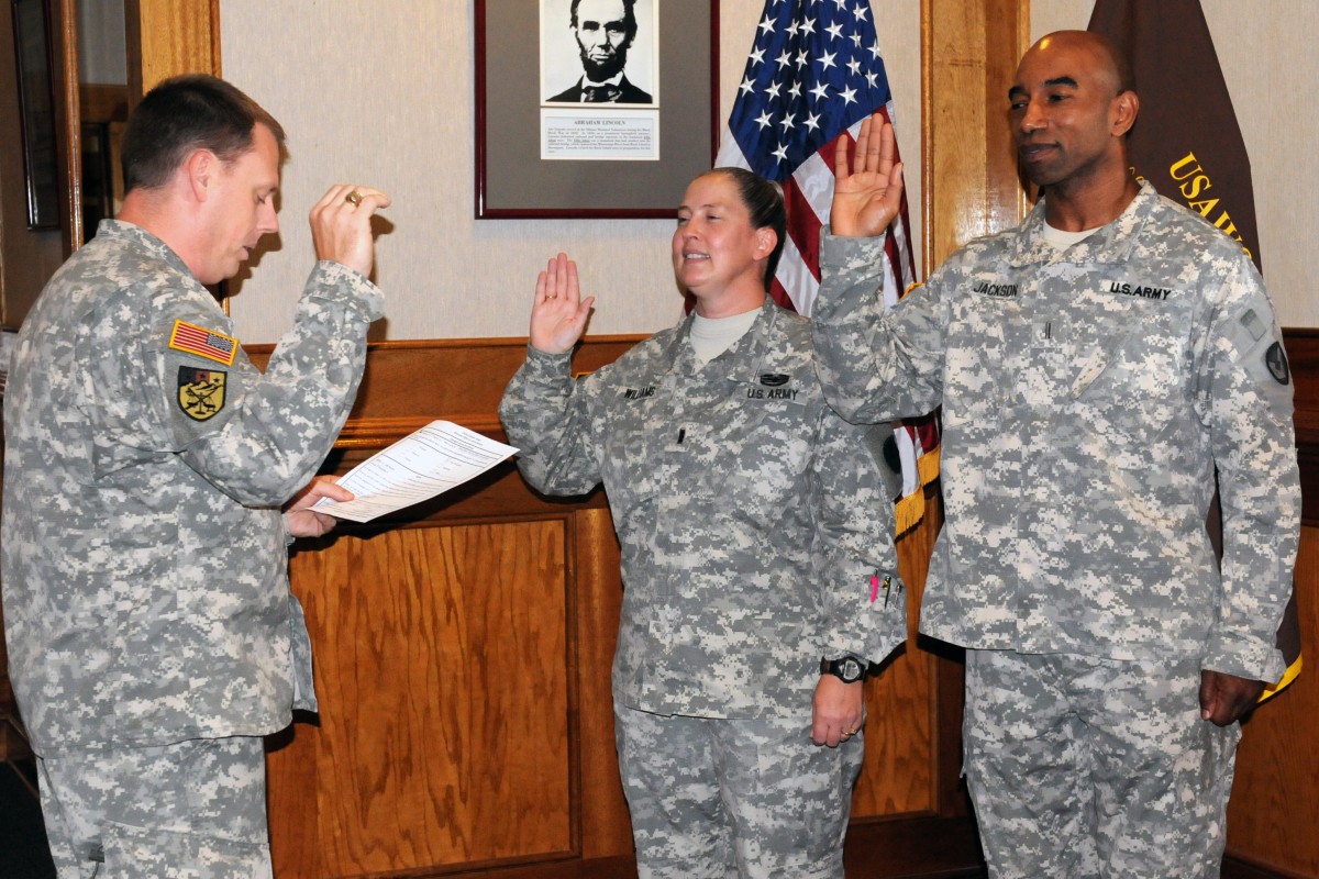 RIA warrant officers swear in new leadership | Article | The United ...