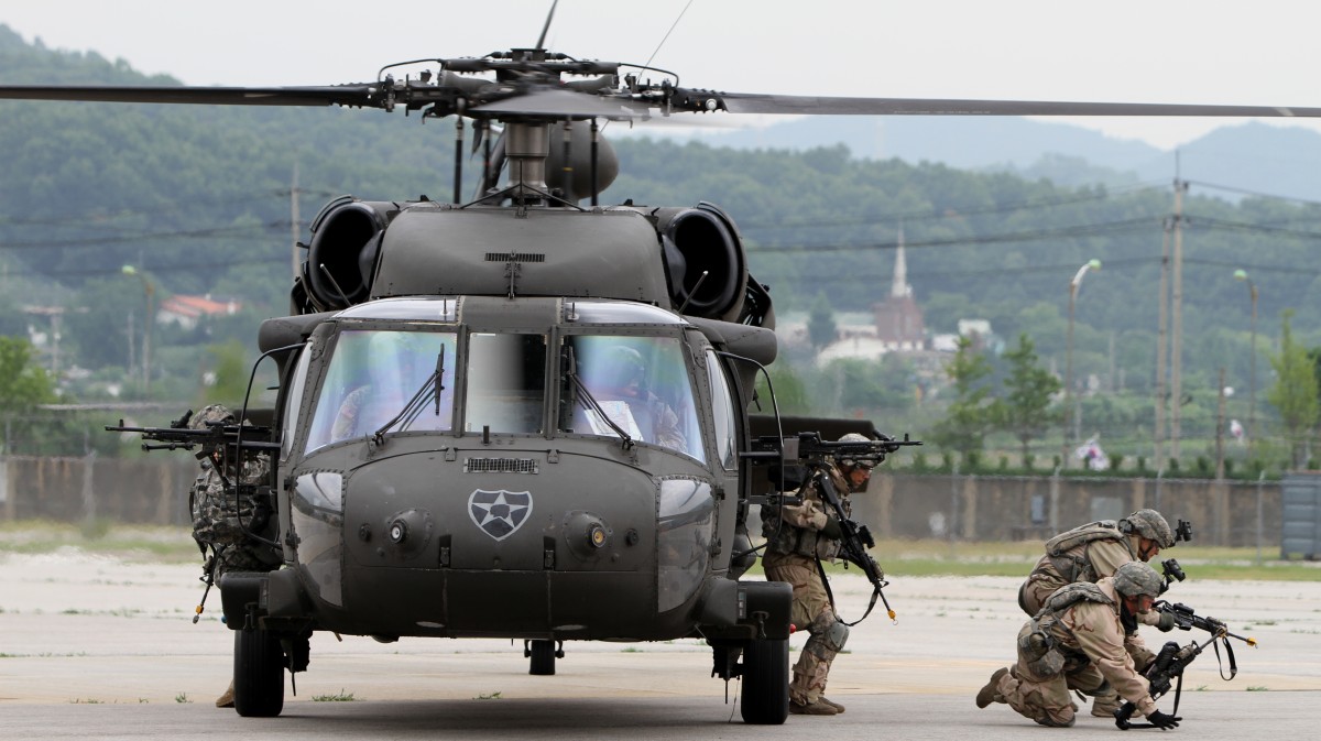 Air assault paves path to combined readiness | Article | The United ...