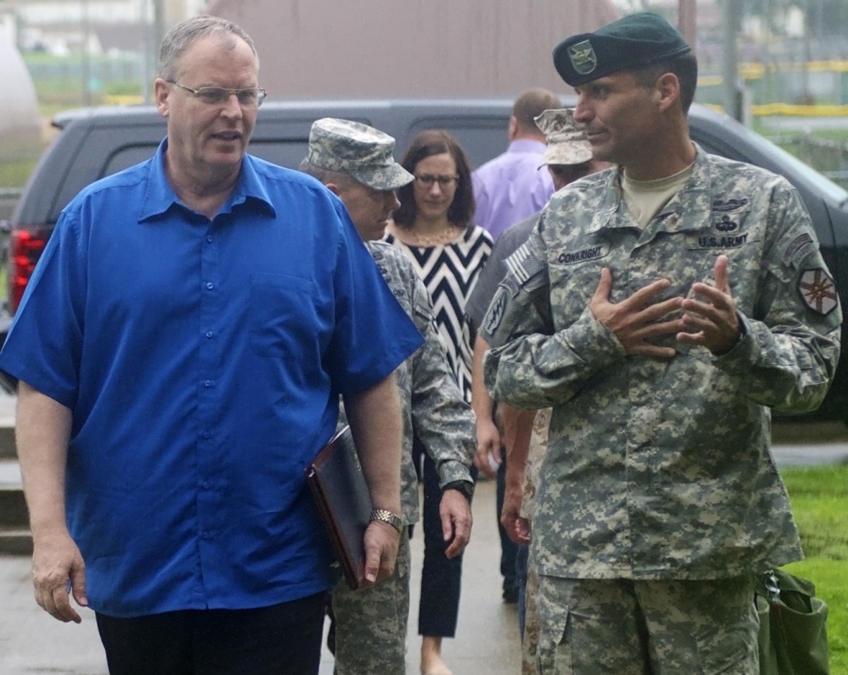 Deputy Secretary of Defense visits U.S. Army Garrison Humphreys ...