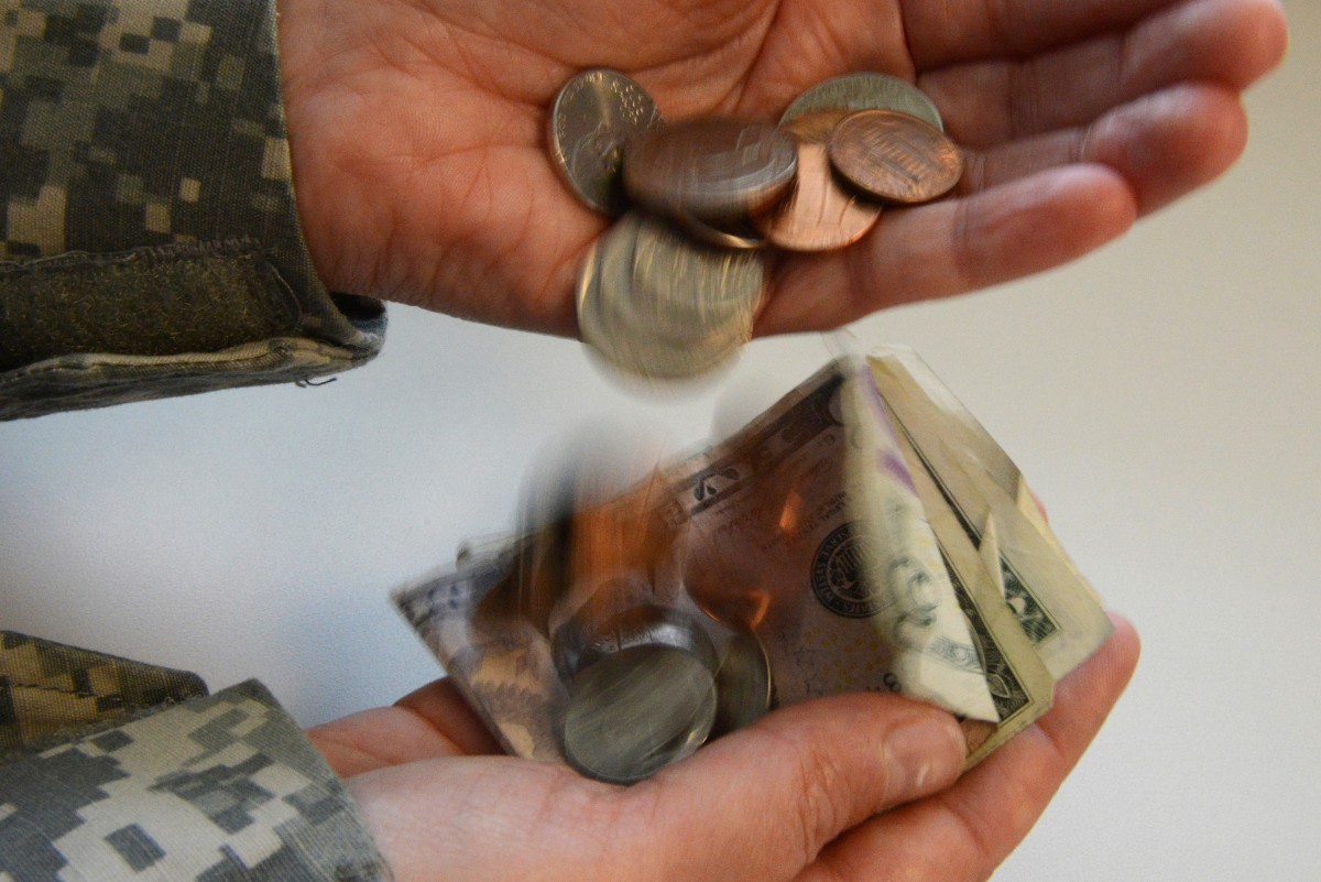 Army warns: Soldiers beware of predatory lenders | Article | The United ...