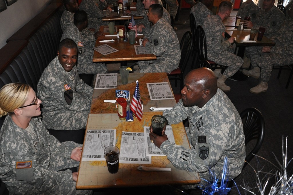 USSTRATCOM senior enlisted leader visits SMDC Soldiers | Article | The ...