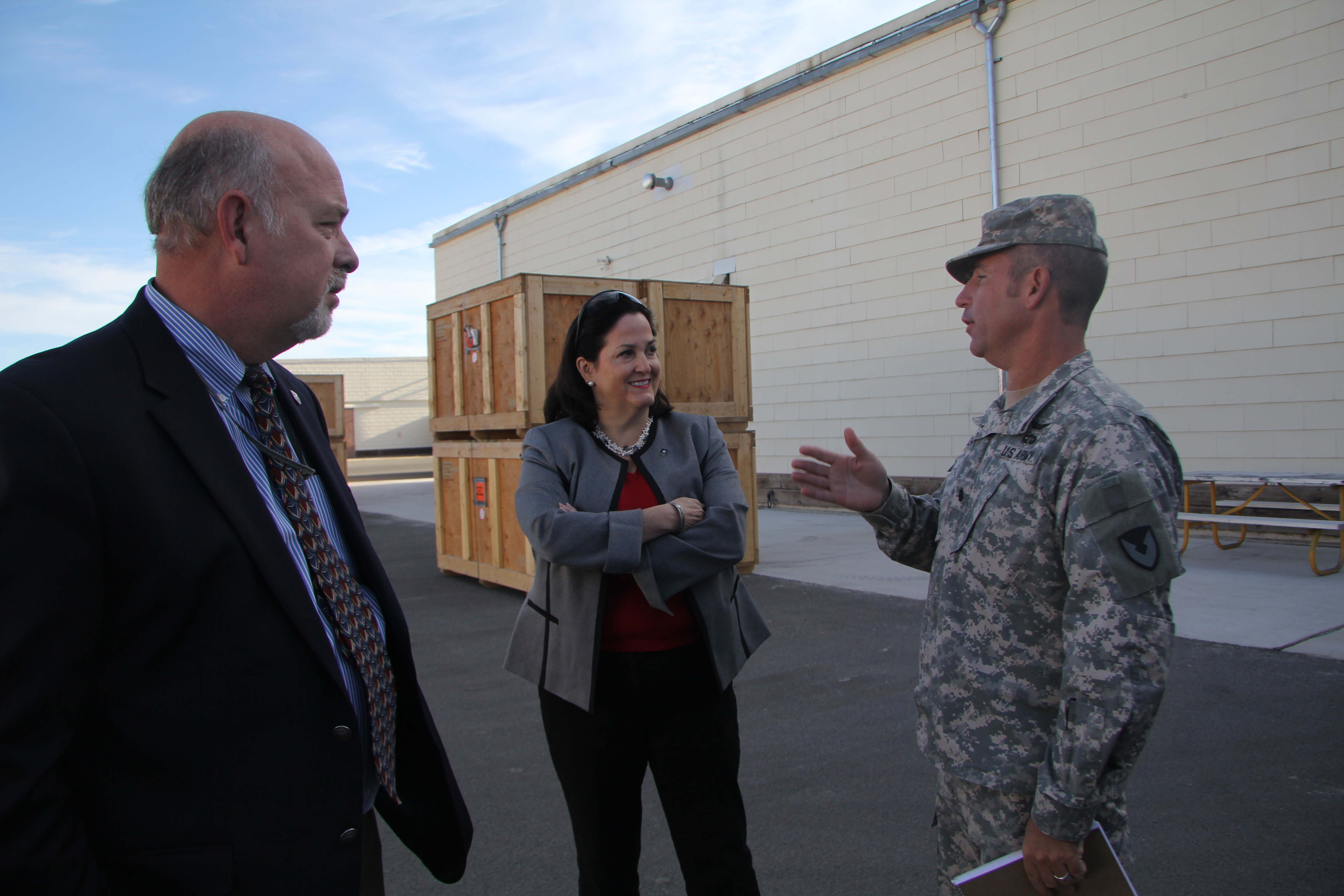 Hammack tours SIAD operations | Article | The United States Army
