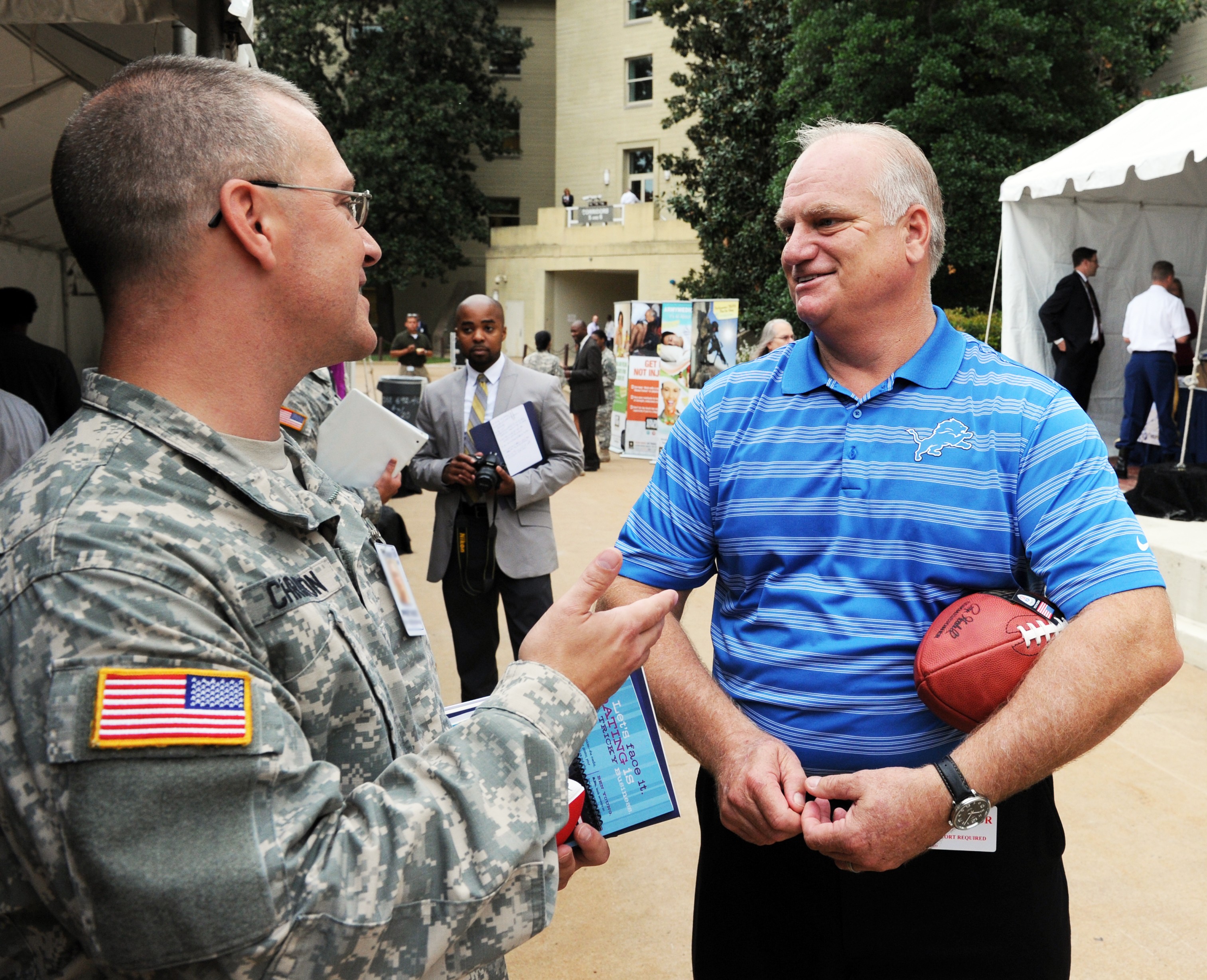 Legendary NFL QB brings his story to Resiliency Fair | Article | The ...