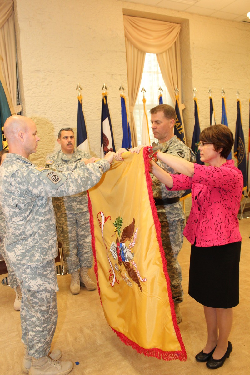 Rock Island celebrates activation of 920th contingency contracting ...