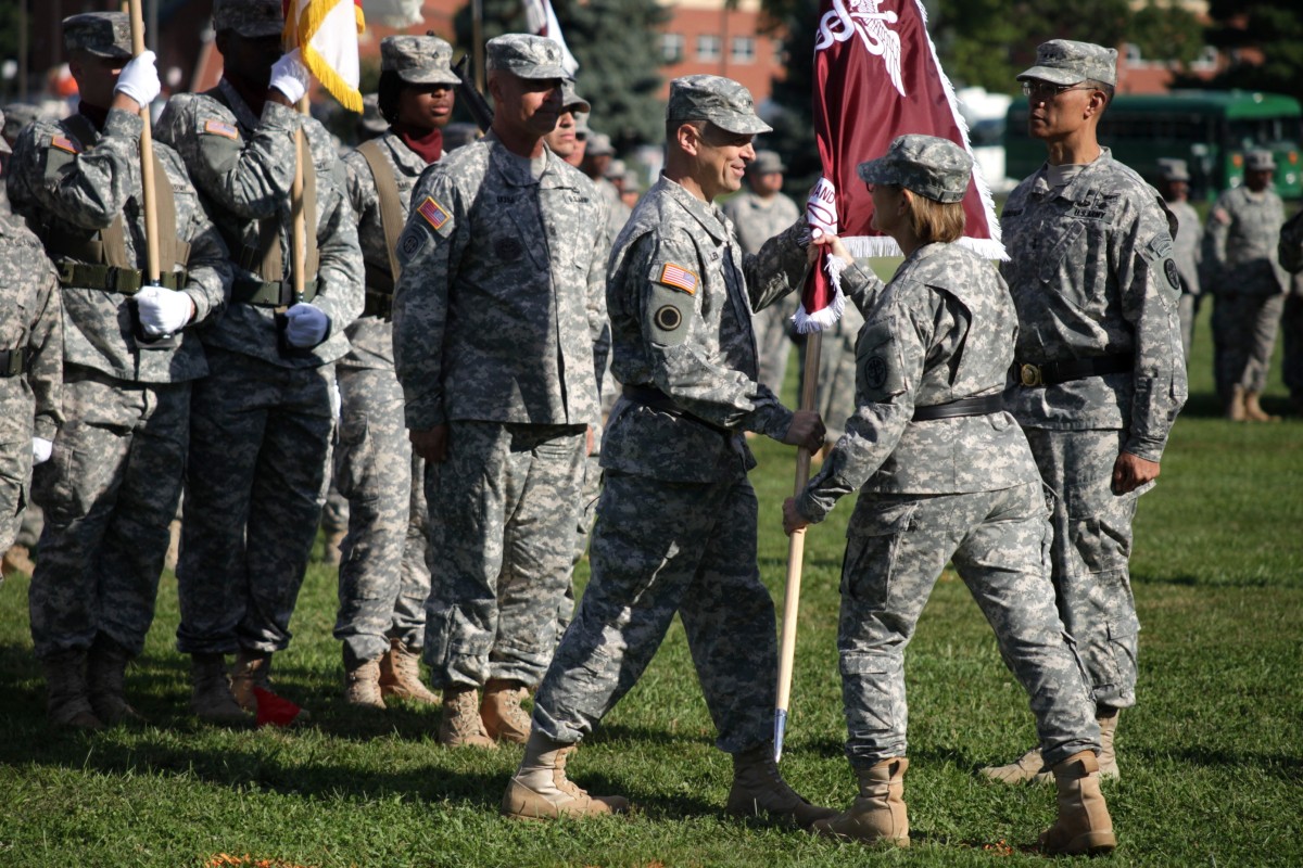 USAMRMC and Fort Detrick Hosts Change of Command | Article | The United ...