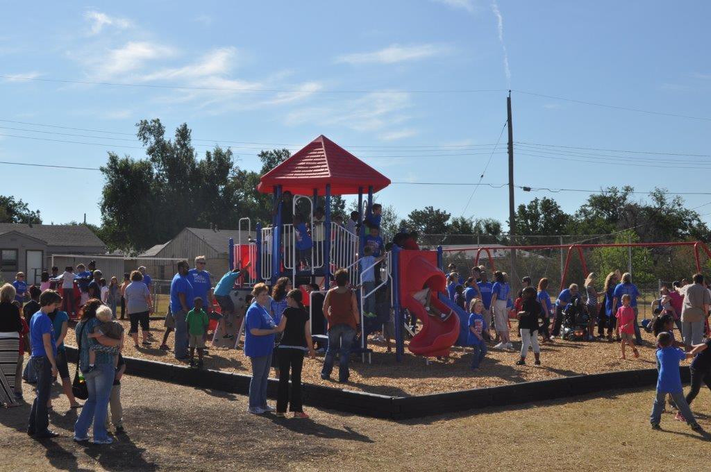 ADA Soldiers help build school playground | Article | The United States ...