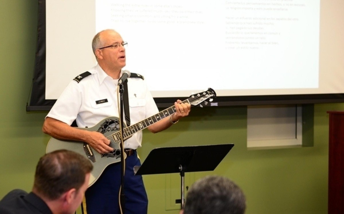 Religious leaders discuss how to keep faith in minds of mission ...