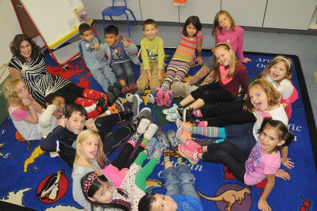 Red Ribbon Week encourages healthy choices | Article | The United ...