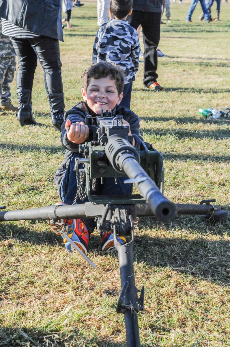 Soldiers' children 'lead' 214th Fires Brigade | Article | The United ...