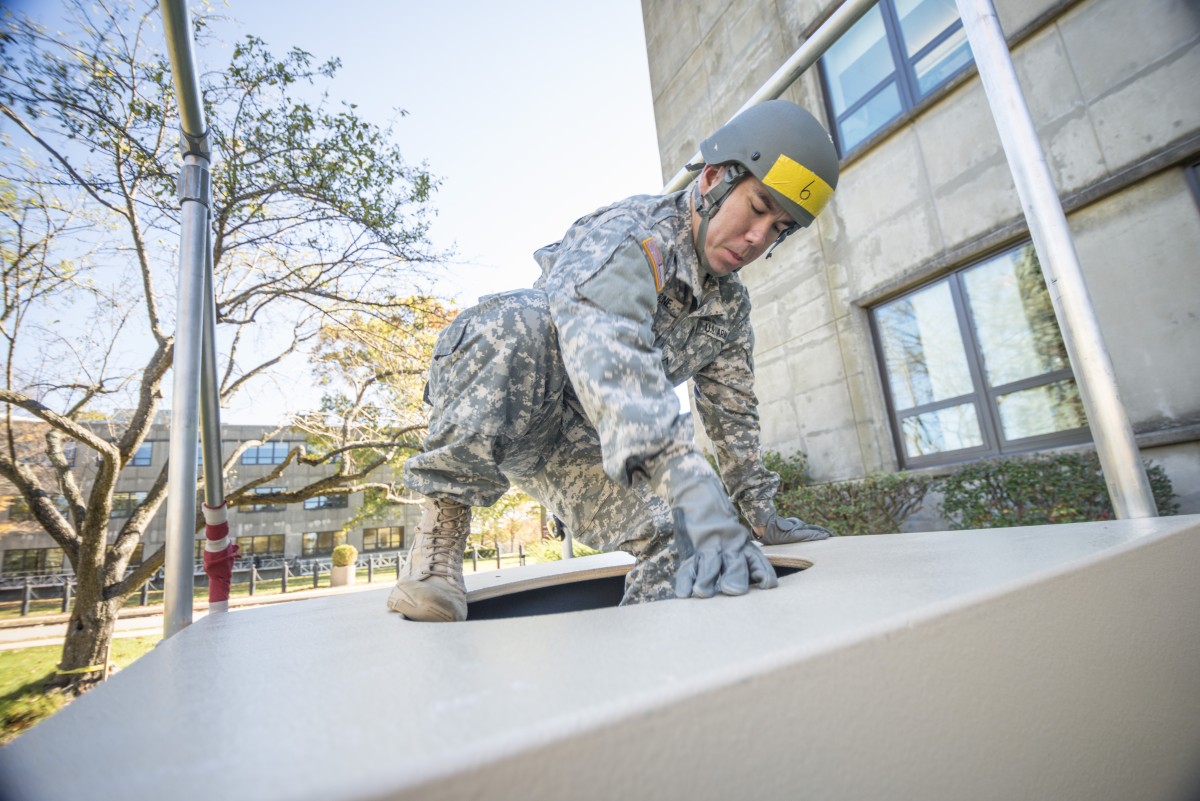 Looking before they LEAP | Article | The United States Army