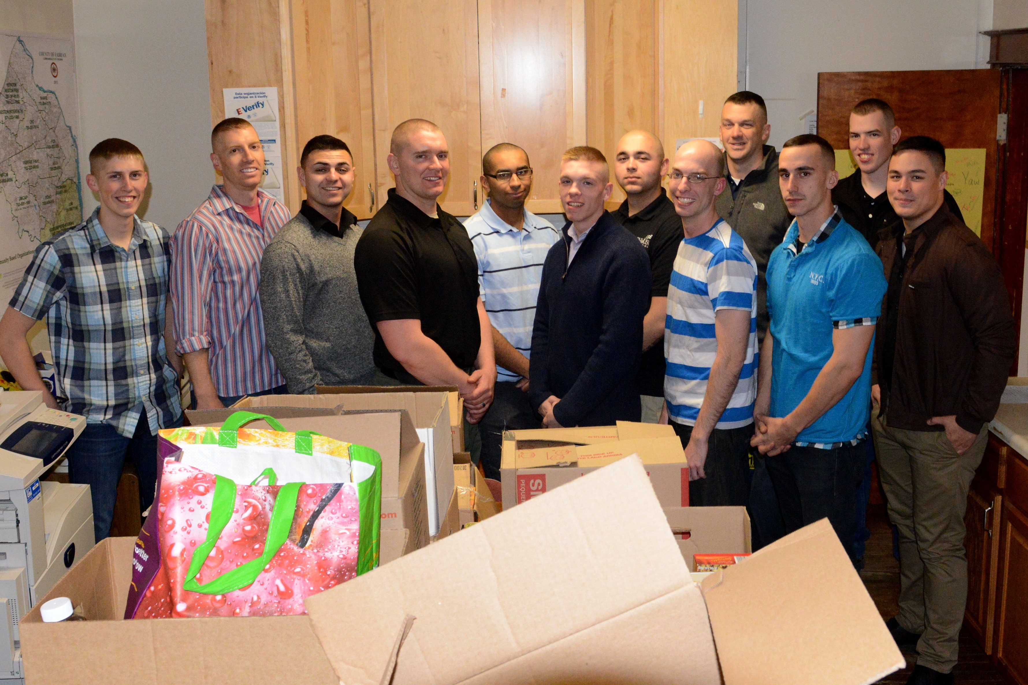 Soldiers give back during the holiday season | Article | The United ...