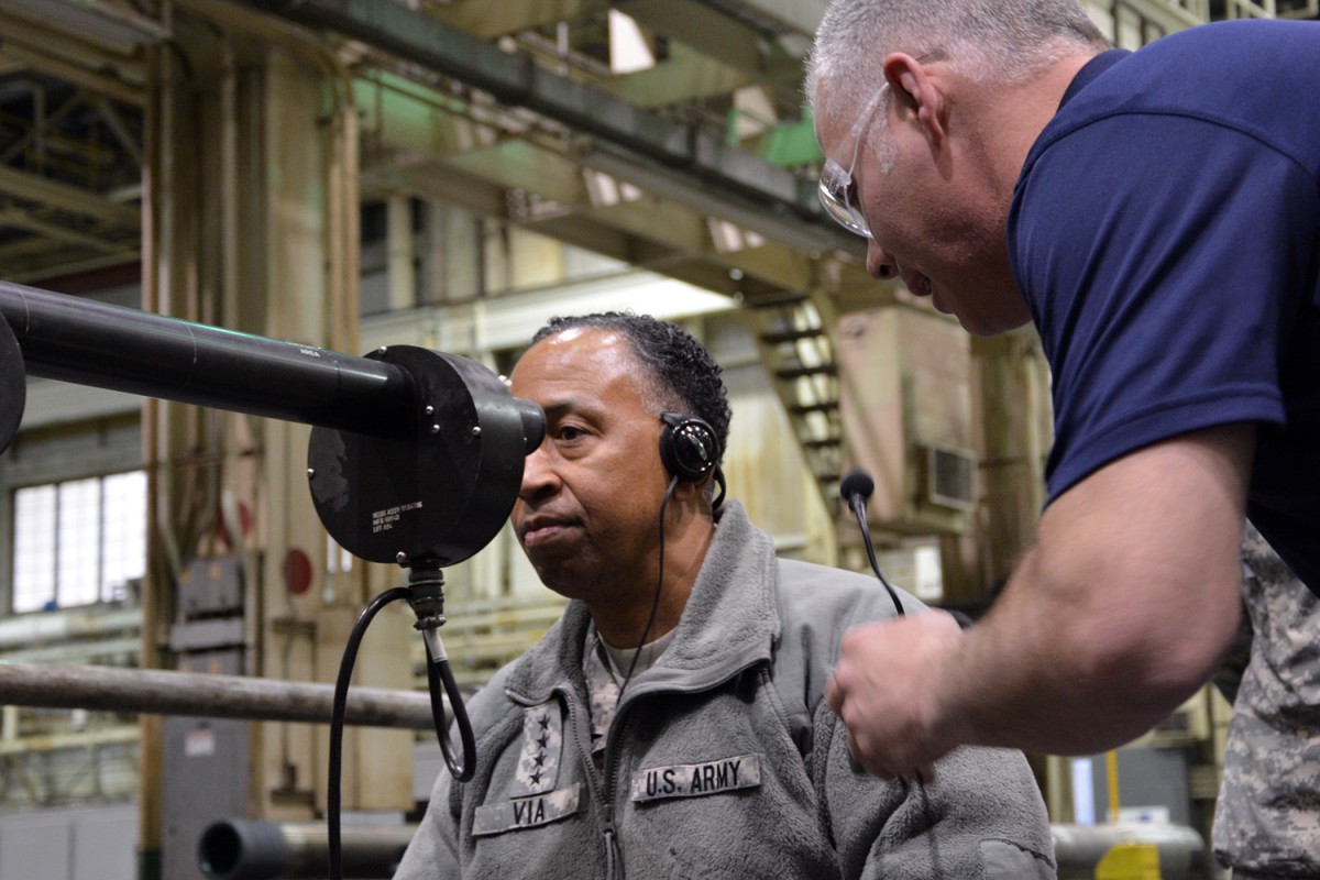 Senior Army leaders touch and talk arsenal capability | Article | The ...