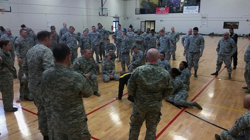 94th Training Division Master Fitness Trainer Instructors conduct ...