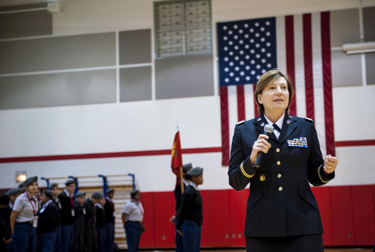 Army Reserve engineer command chief encourages JROTC cadets to shoot ...
