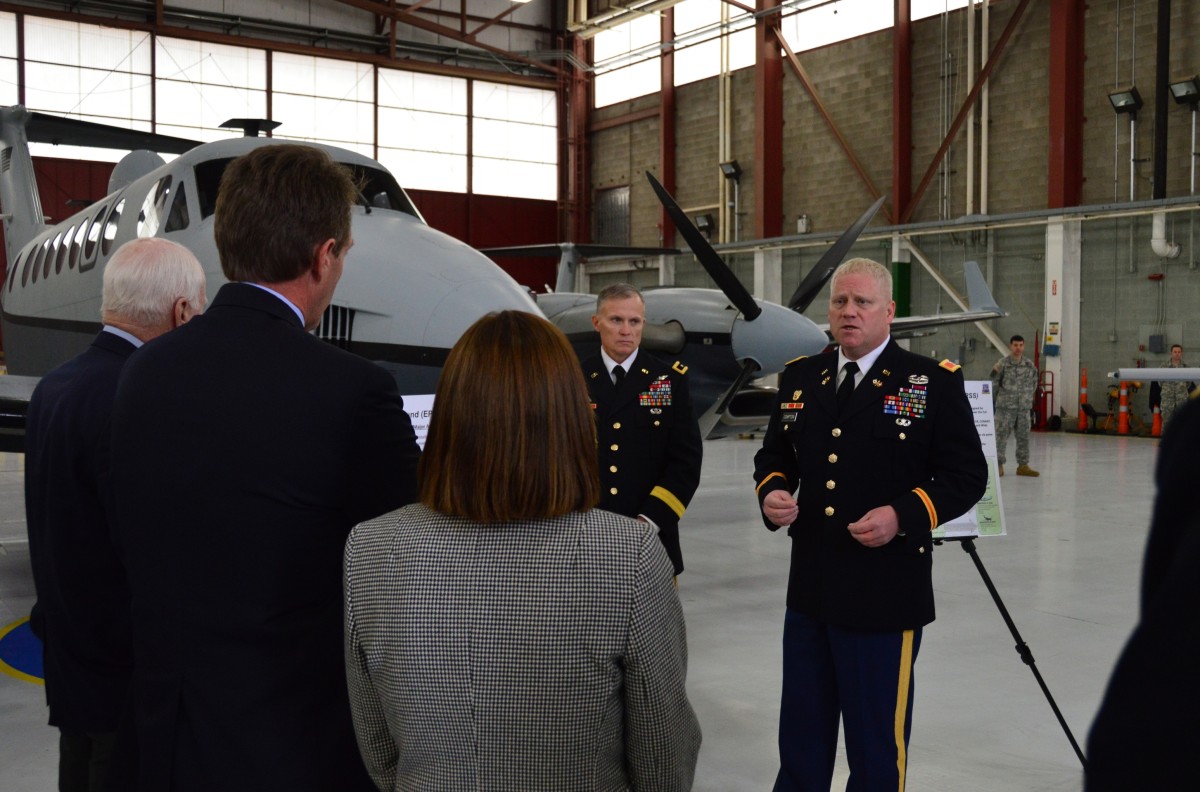Army Electronic Proving Ground Commander briefs Arizona Members of ...