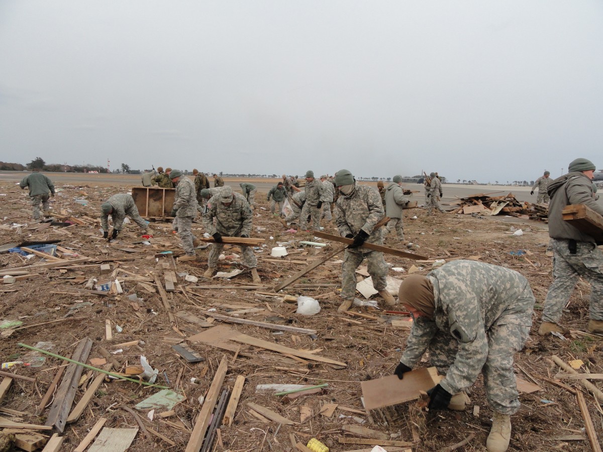 Japanese thank Soldiers for tsunami, earthquake recovery assistance ...
