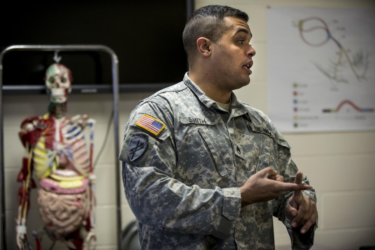 Trauma junkies: Army medics going beyond the battlefield | Article ...
