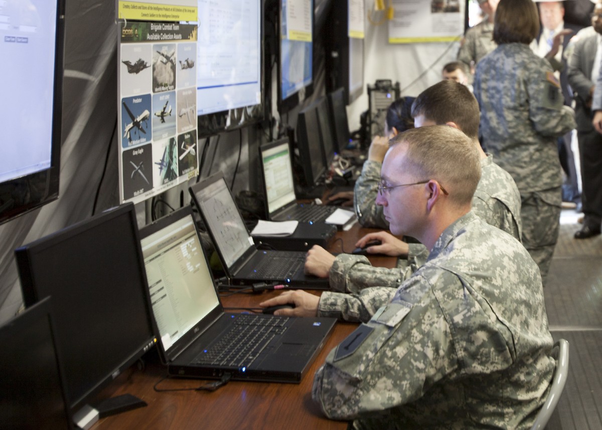 Army, Air Force Joint Interoperability provides intelligence products ...