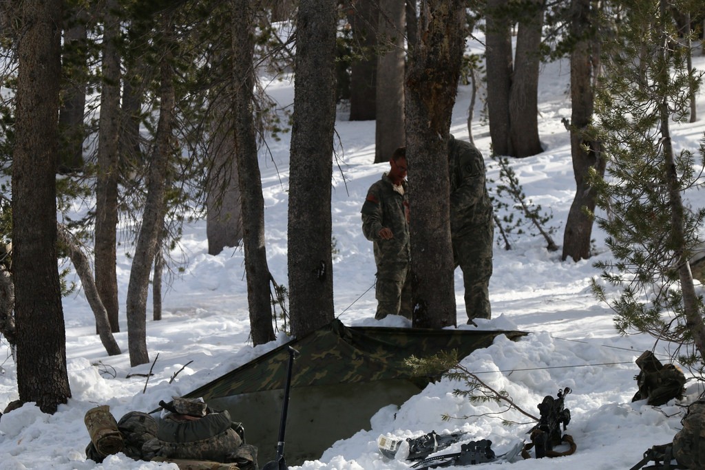 Soldiers, Marines train together at Marine Corps Mountain Warfare ...