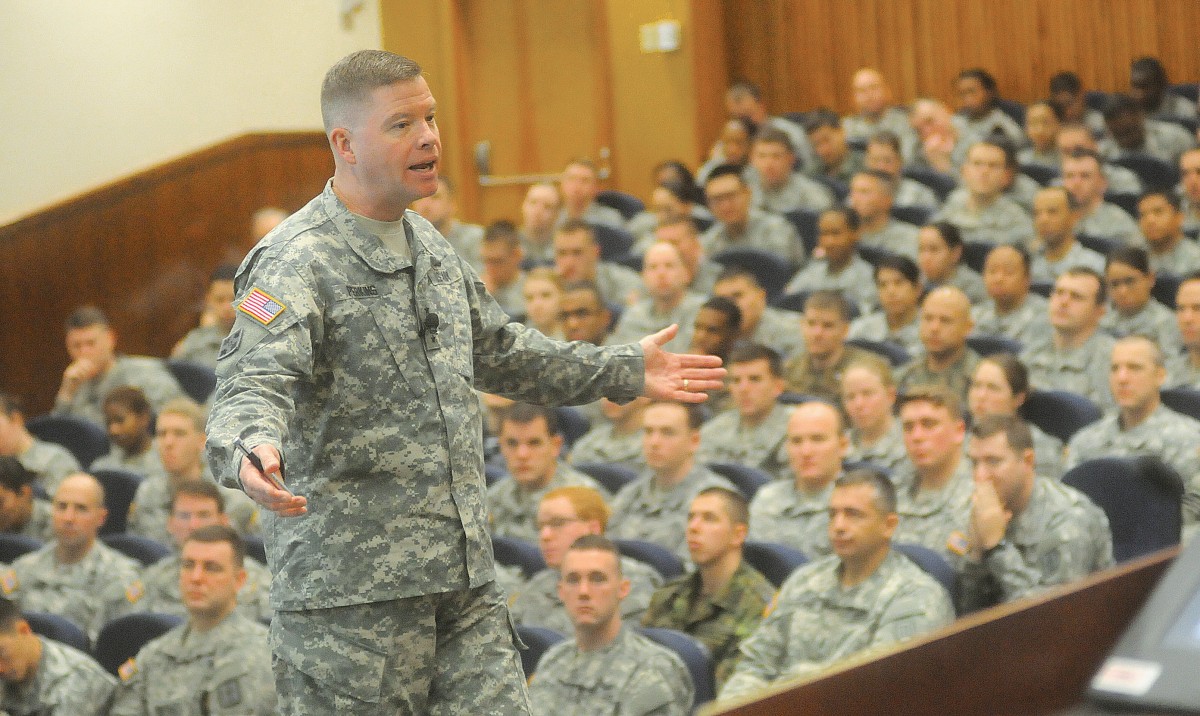 TRADOC commanding general visits Fort Lee | Article | The United States ... TRADOC commanding general visits Fort Lee | Article | The United States ...
