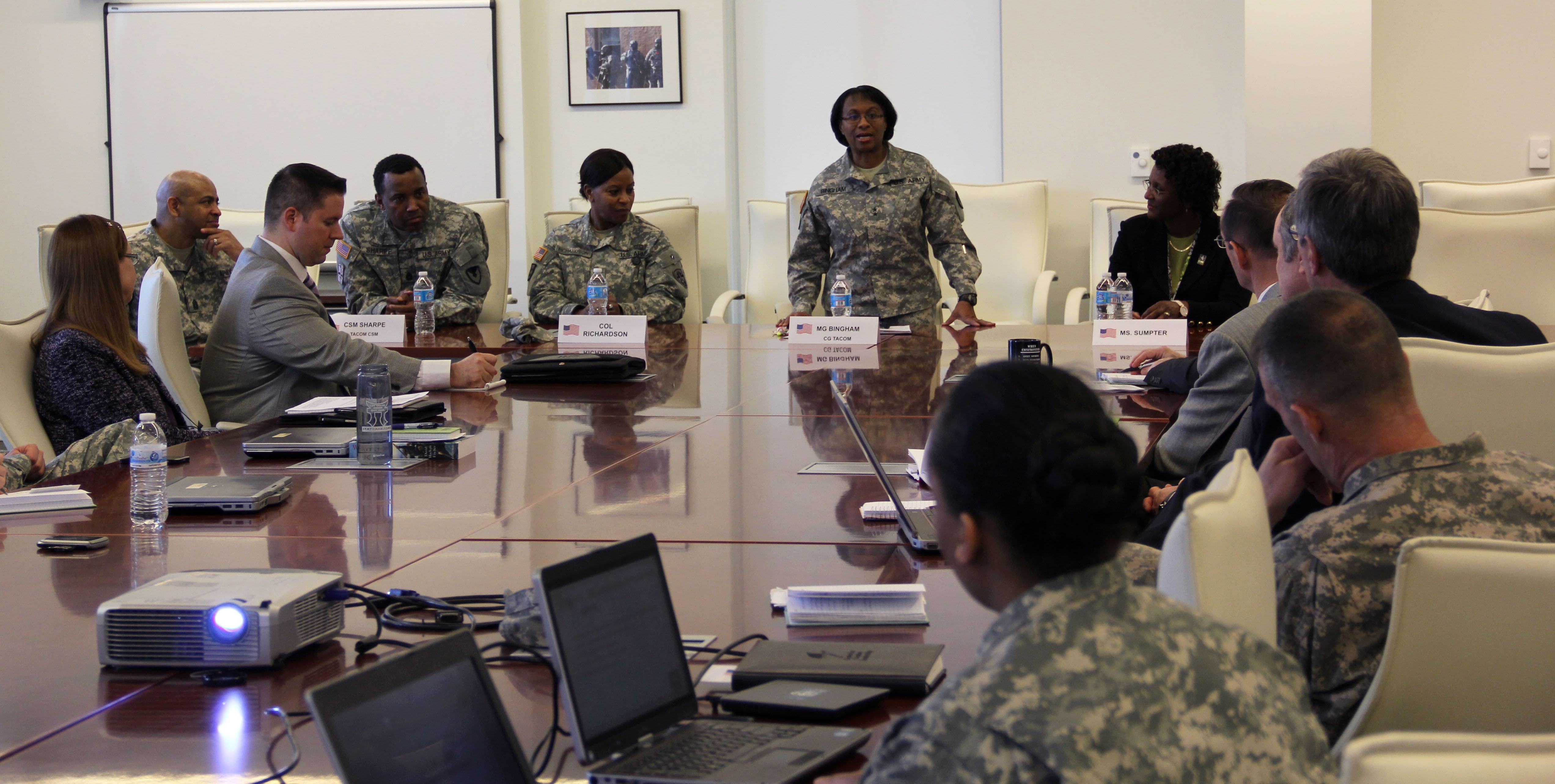 TACOM Commander speaks at Army Evalution Center Leadership Cohort ...