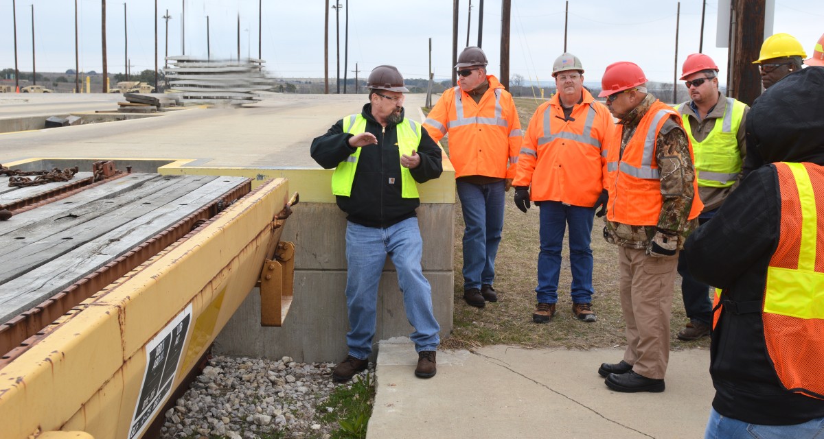 407th AFSB conducts inaugural Rail Safety Course | Article | The United ...