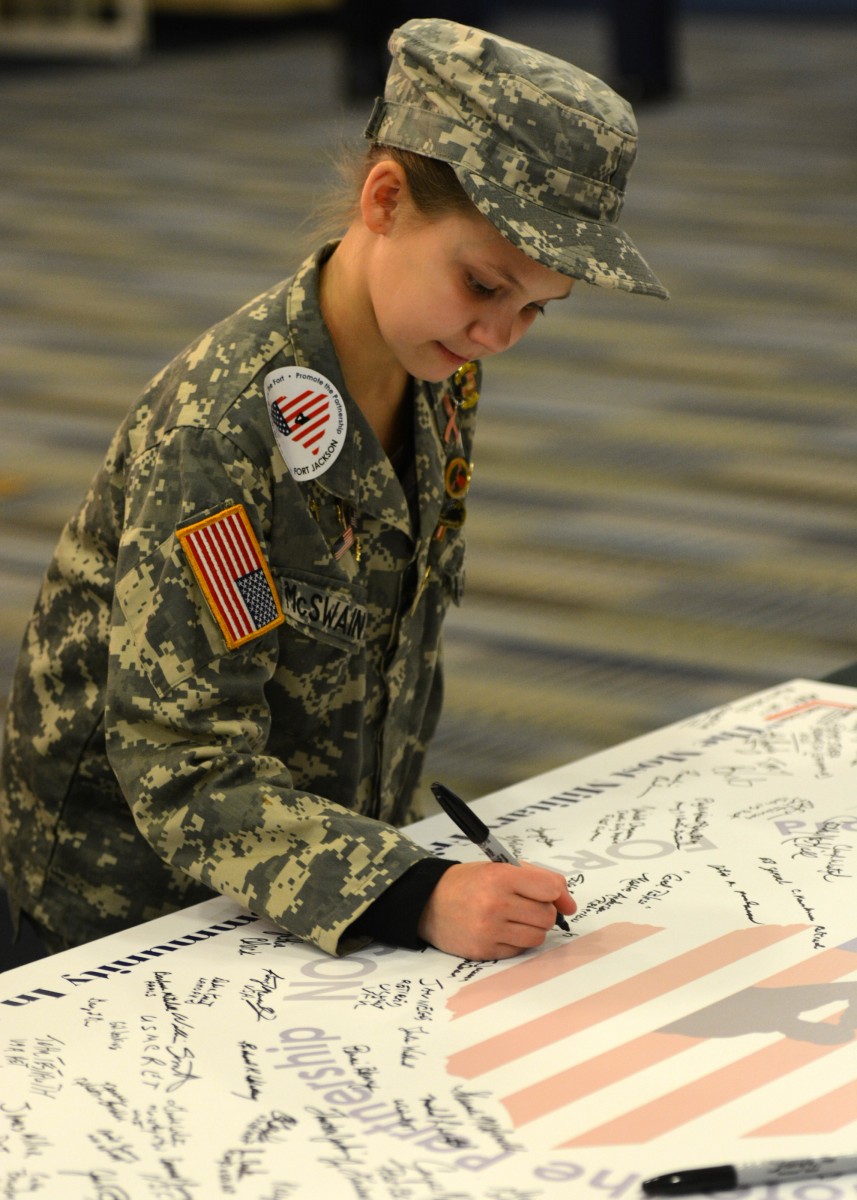 Community expresses support for Fort Jackson | Article | The United ...