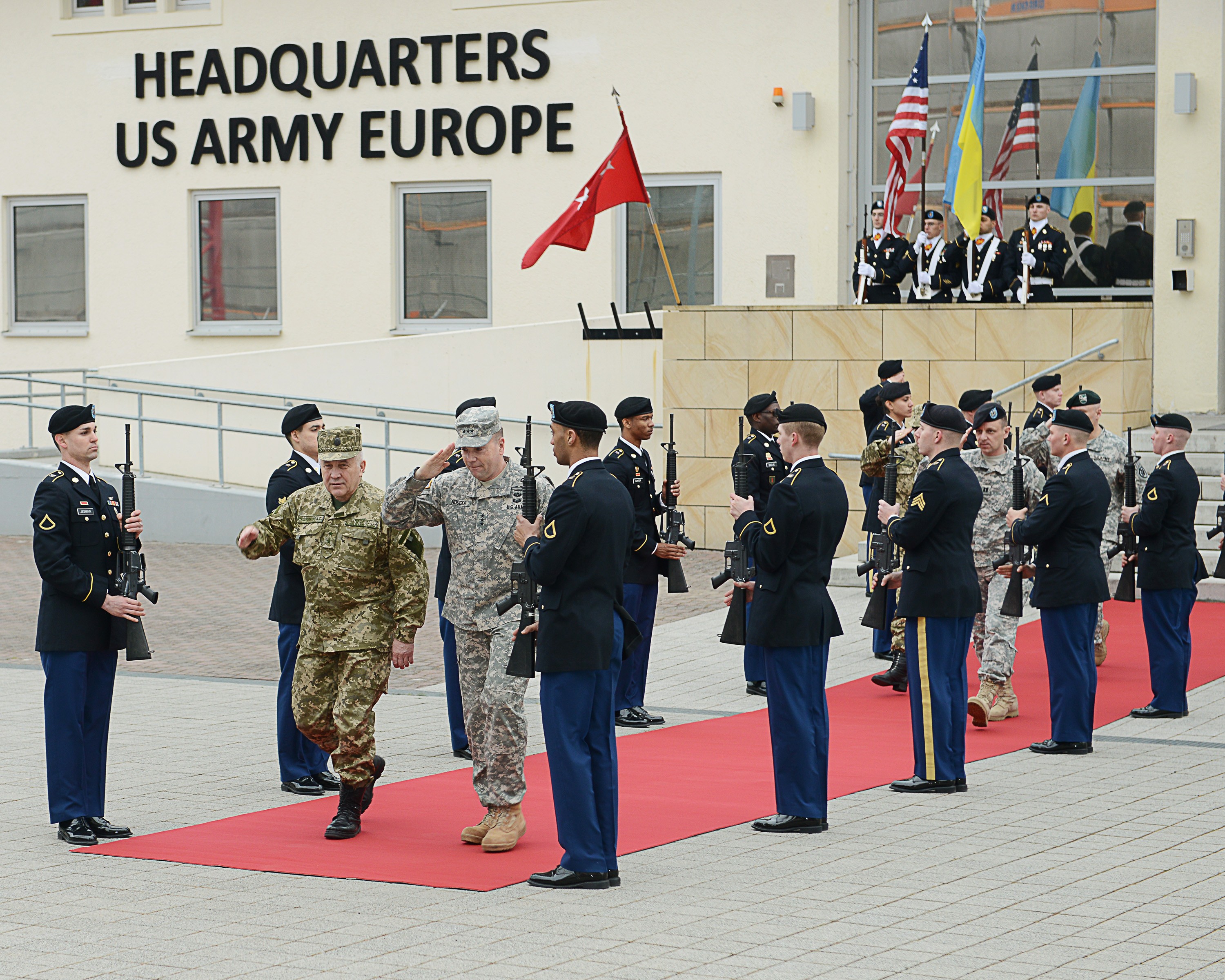 Ukraine's Land Force commander visits Army Europe | Article | The ...