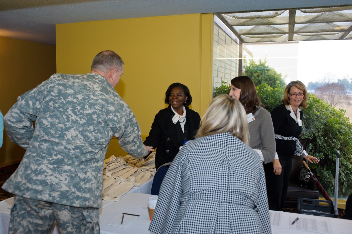 Four Army volunteers receive the 2015 Emma Marie Baird Award | Article ...