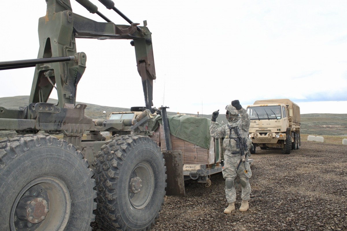 Frontline Soldiers keep troops fed, gas tanks full | Article | The ...