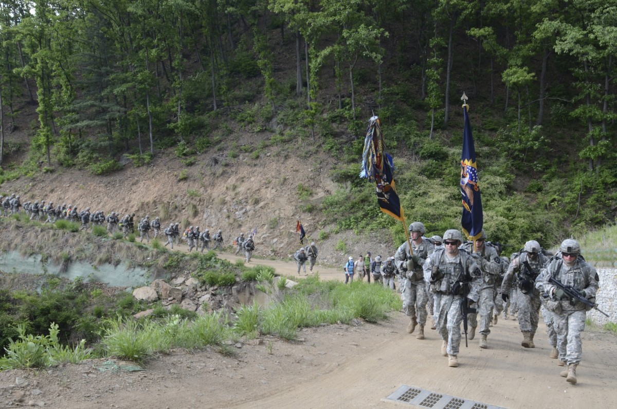 2-9th Inf. Soldiers complete last Manchu Mile | Article | The United ...