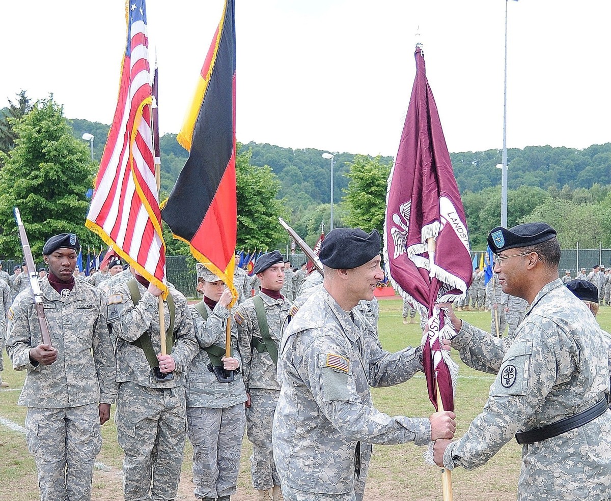 COL James Laterza Assumes LRMC Command | Article | The United States Army