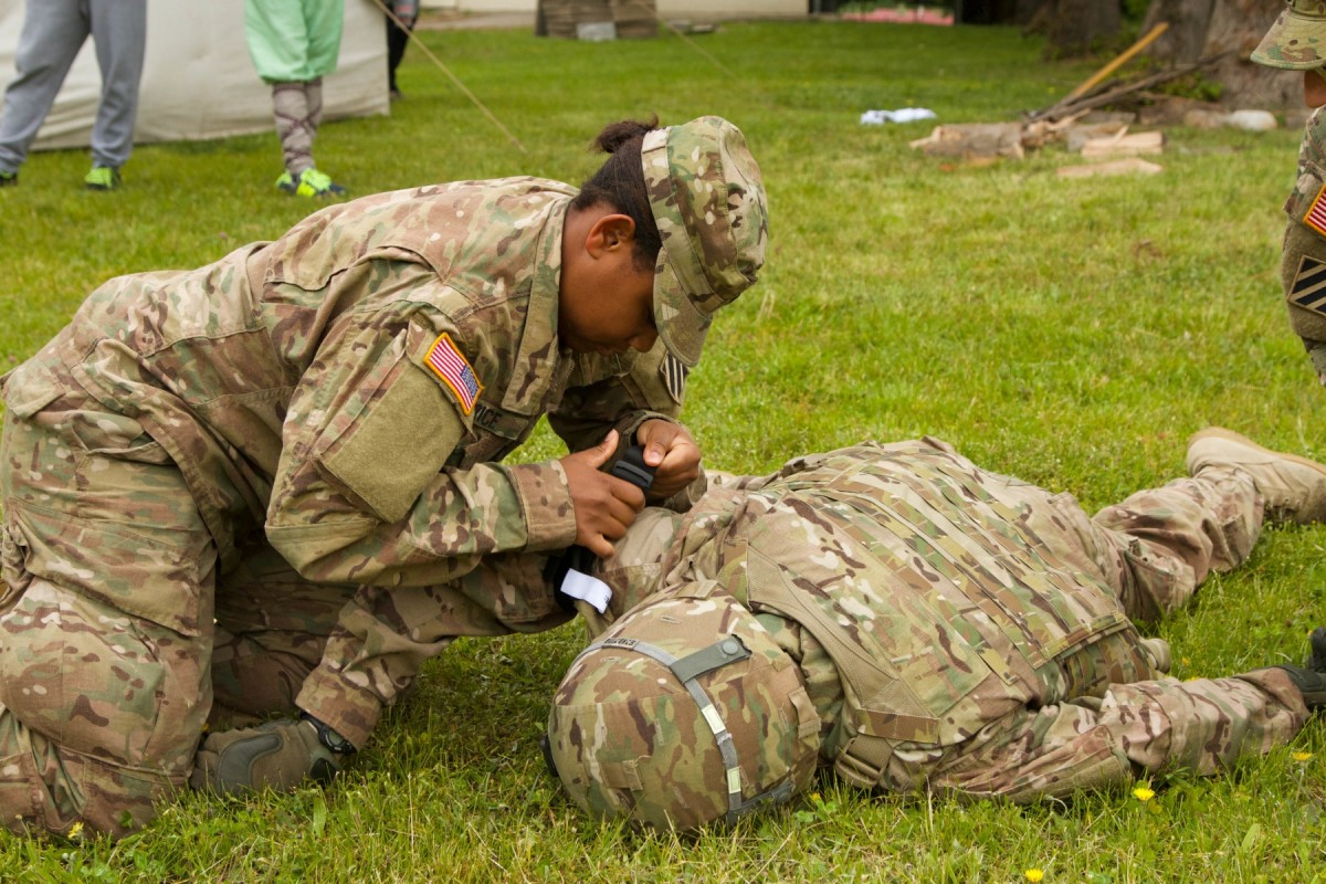 A career in combat medicine | Article | The United States Army