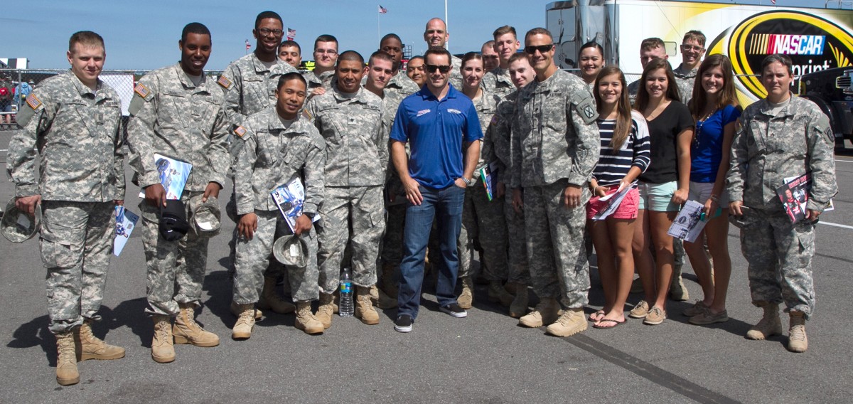 Chaplain builds strong bonds with Soldiers, Family Members | Article ...