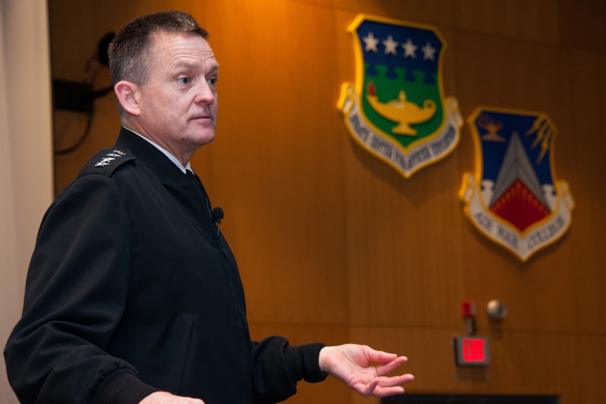 Gen Allyn addresses AWC students | Article | The United States Army