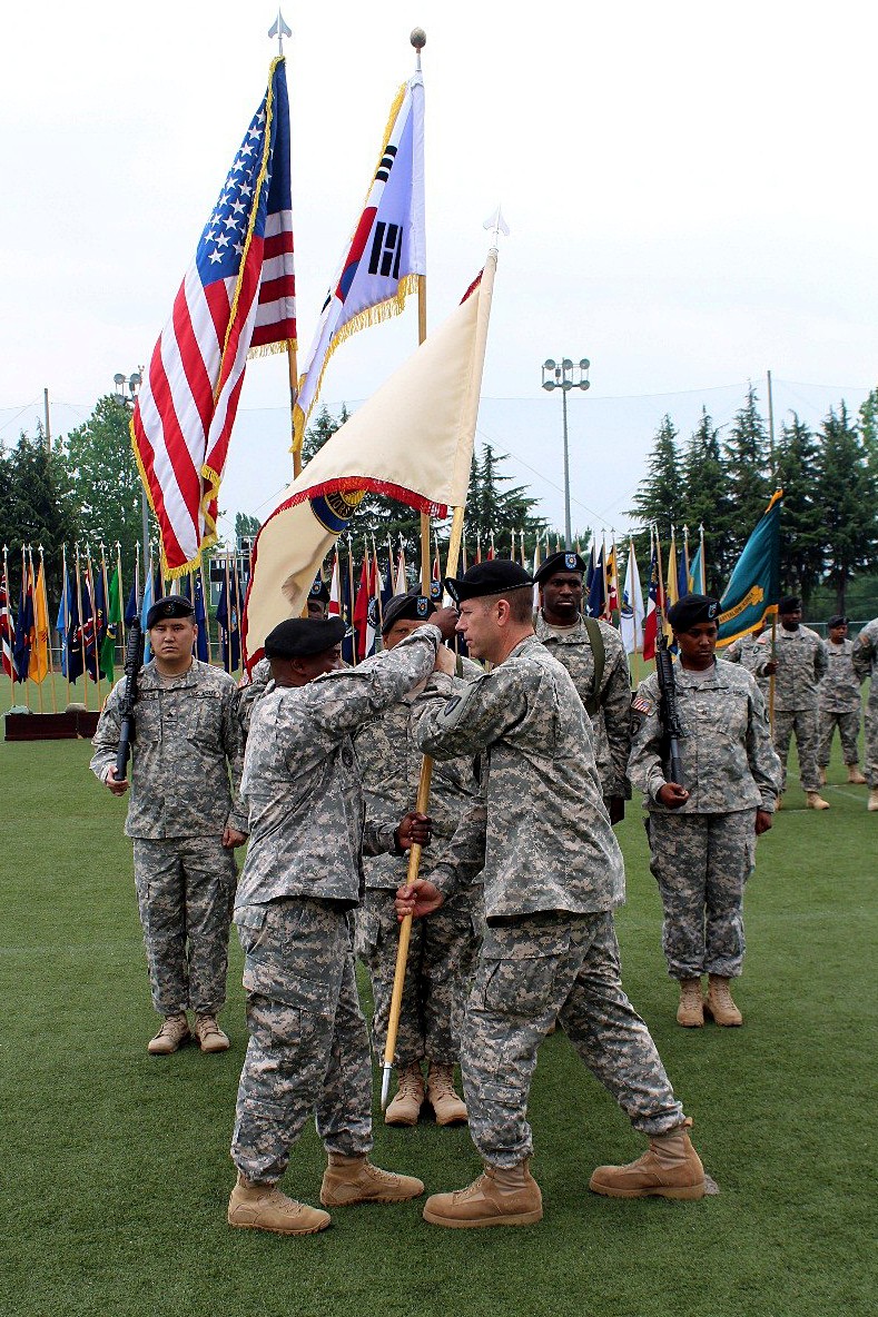 403rd AFSB welcomes new leader | Article | The United States Army