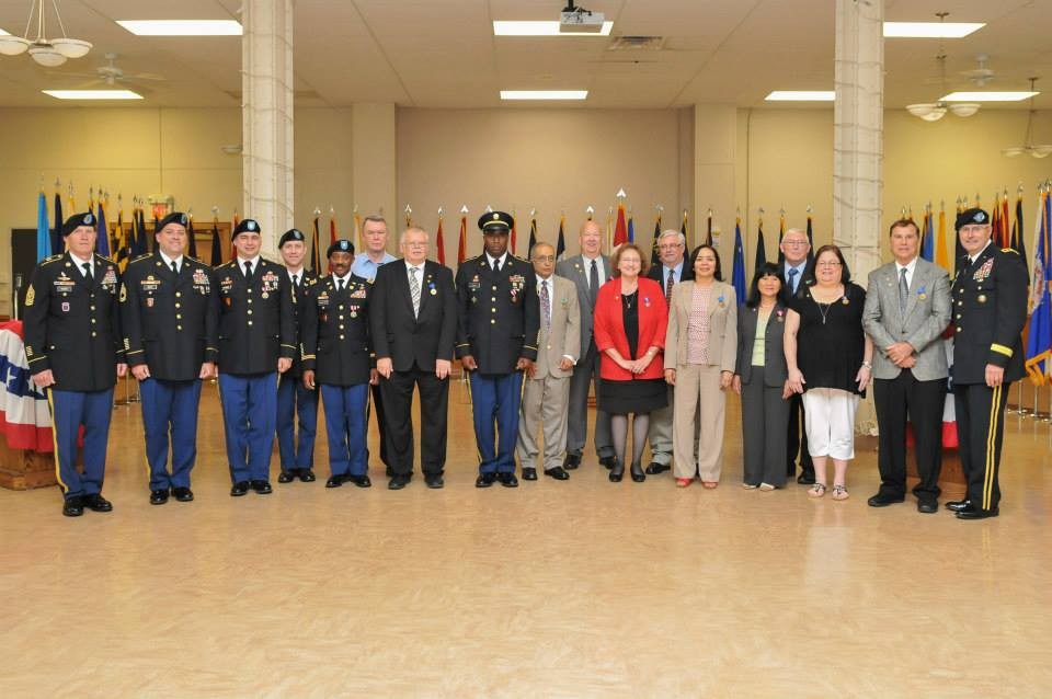 First Army commander applauds retiring Rock Island Arsenal Soldiers ...